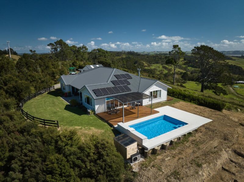 Above Ground Swimming Pools in Auckland | Ultimate Pools