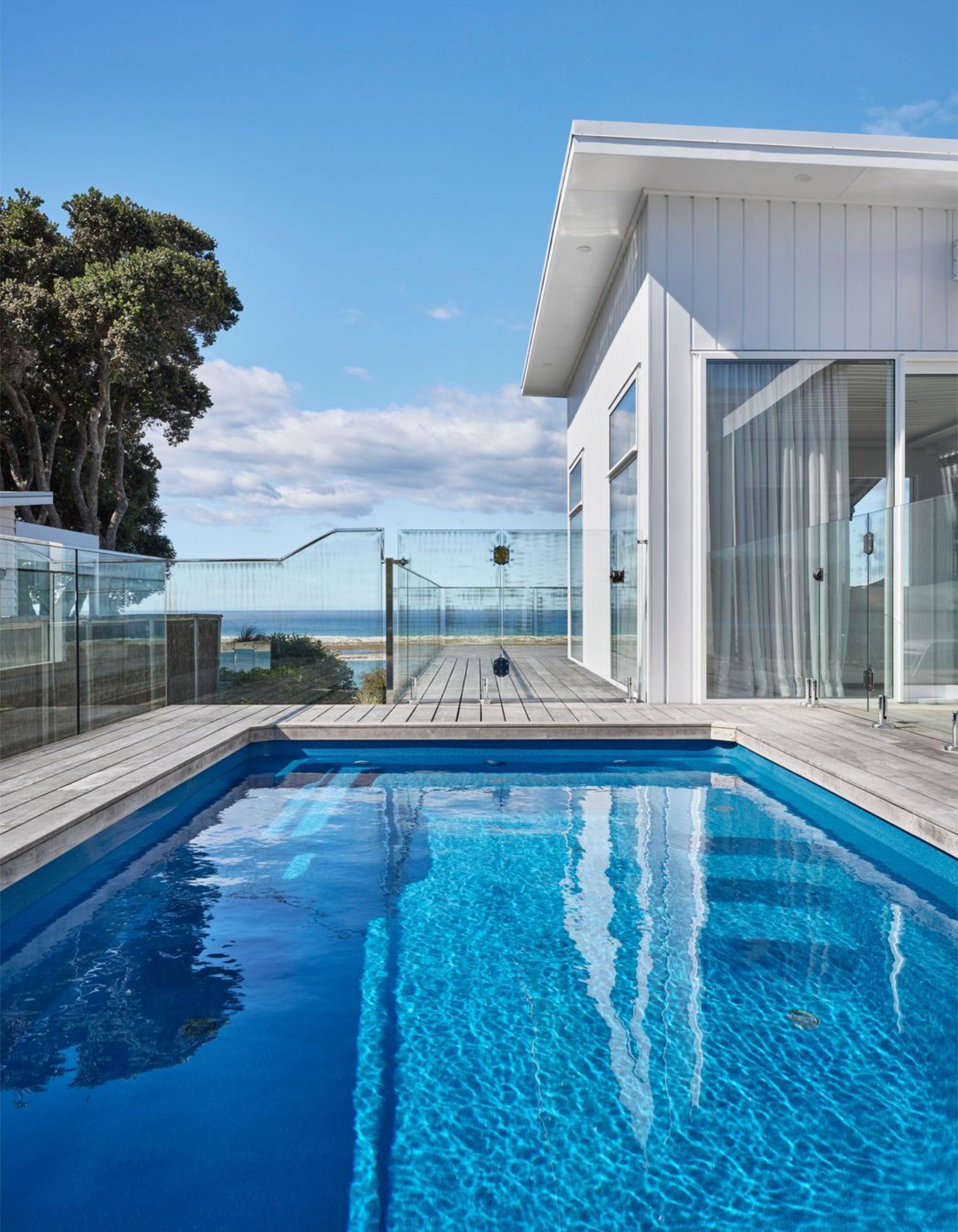 Petite and Prestigious on the Pacific | Ultimate Pools